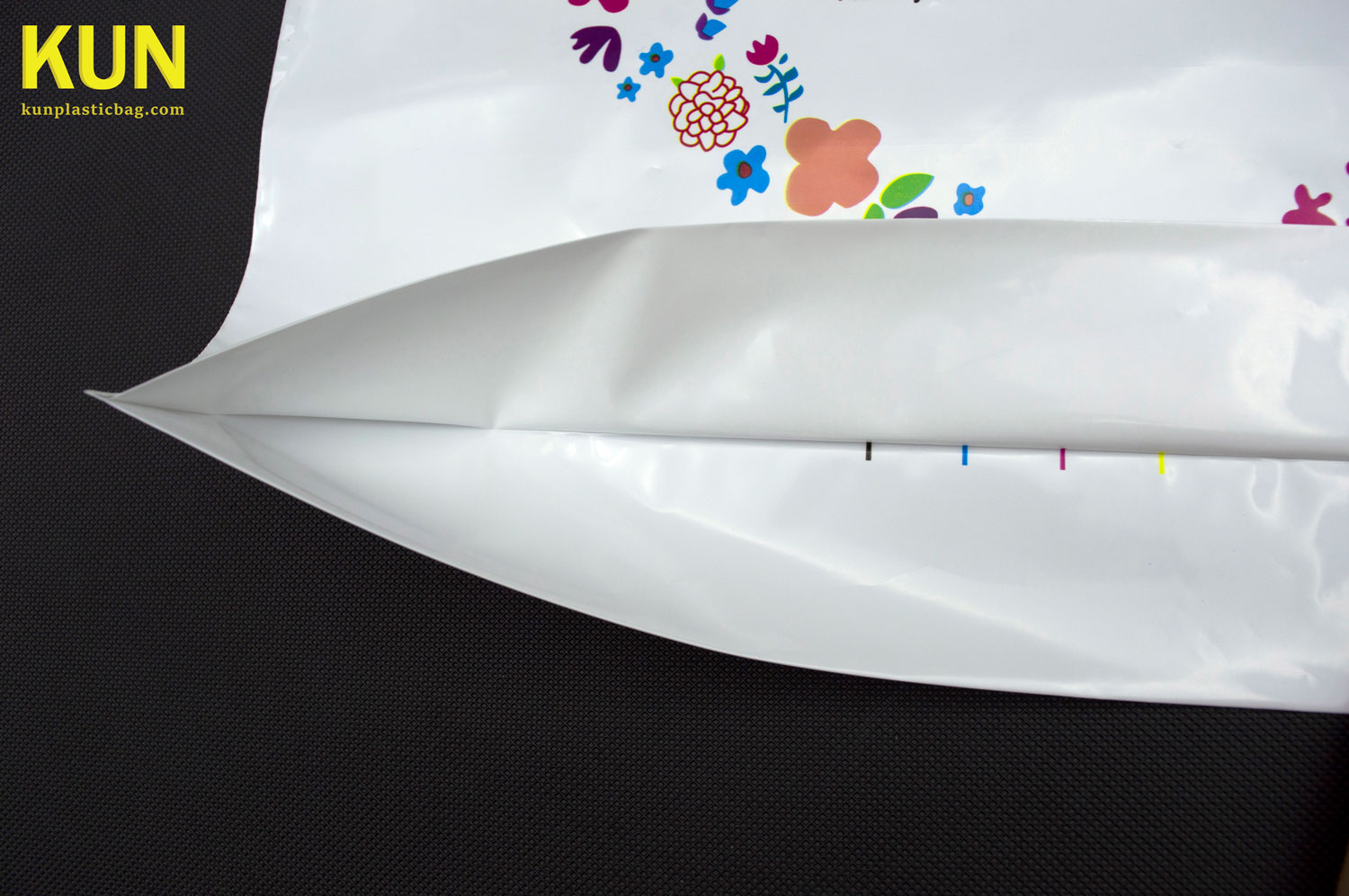 Soft Loop Handle Bags Kun Plastic Bag Company